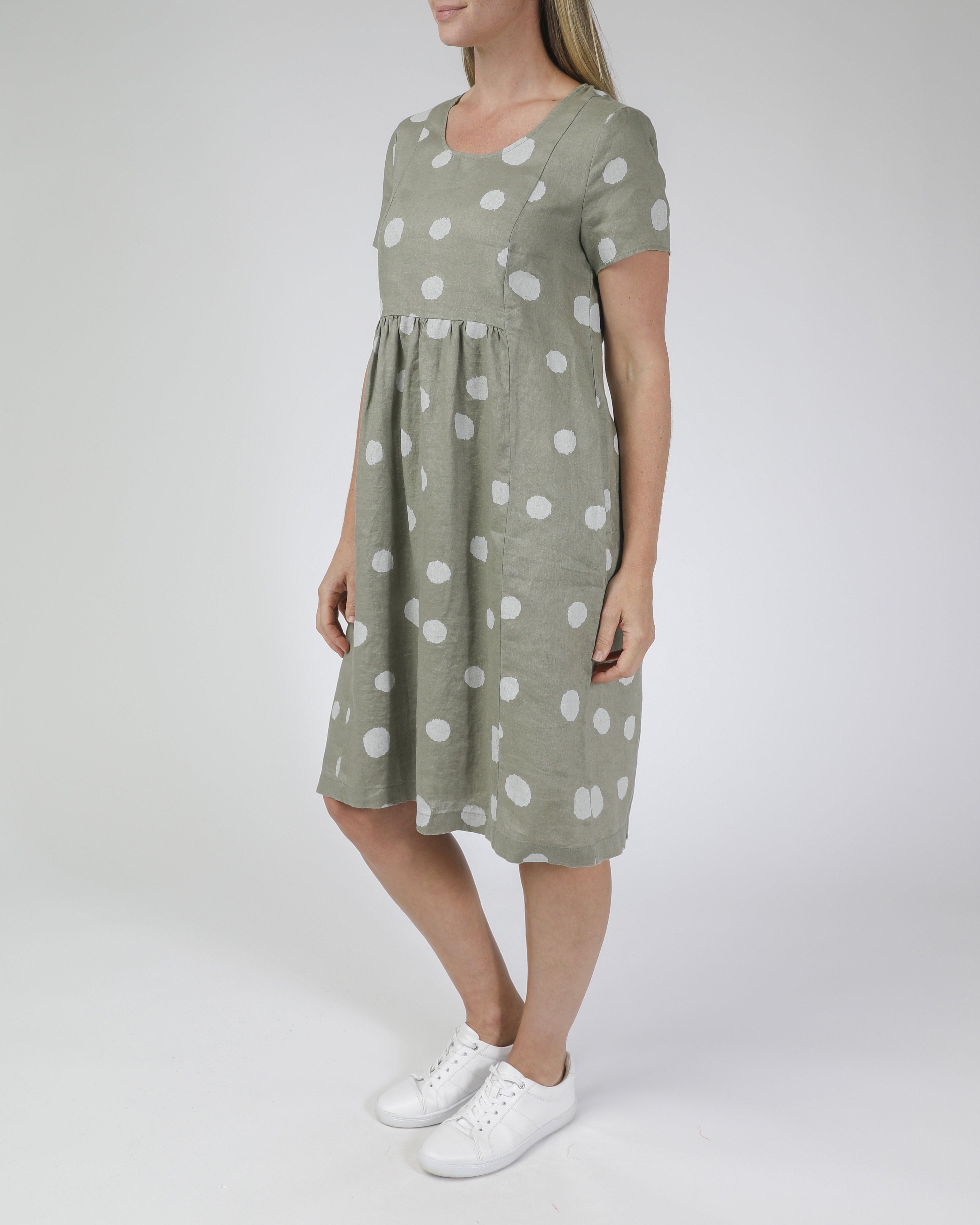 JUMP GATHER FRONT SHIFT DRESS - Dresses : Status Clothing - JUMP S 22